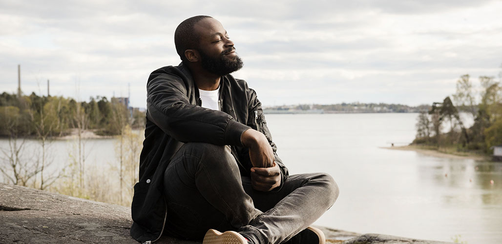 Jesse Markin rakentaa tarinallisia lauluja - Teosto