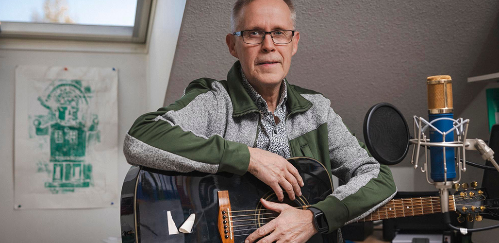 Jussi Rasinkangas on merkittävä uusien joululaulujen tekijä - Teosto